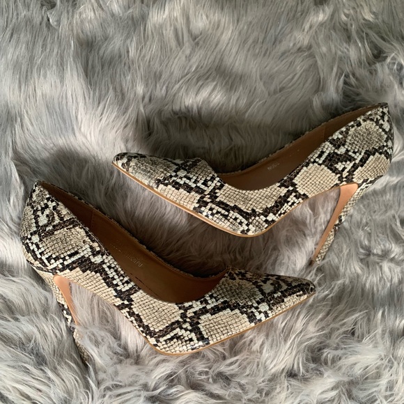 Bella Marie | Shoes | Bella Marie Nude Python Heels Pumps Size Malibu4 | Poshmark